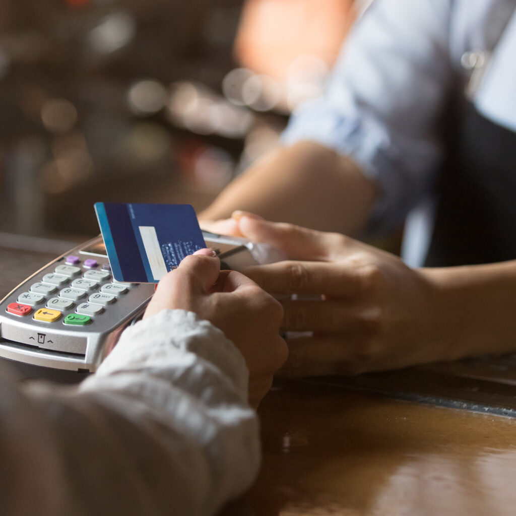 Credit Card Processing 101: Everything You Need To Know - Luqra